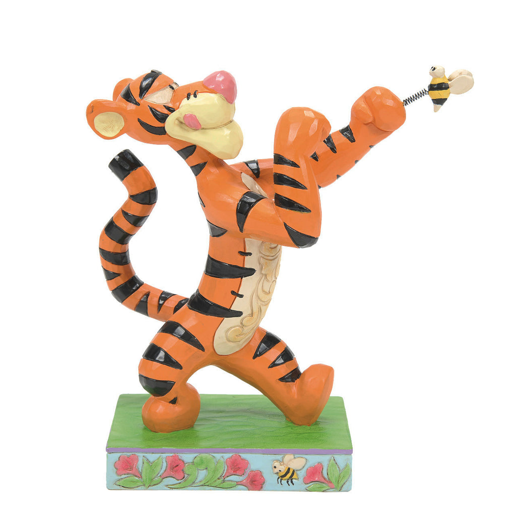 Jim Shore Disney Traditions: Tigger Fighting Bee Figurine – Sparkle Castle